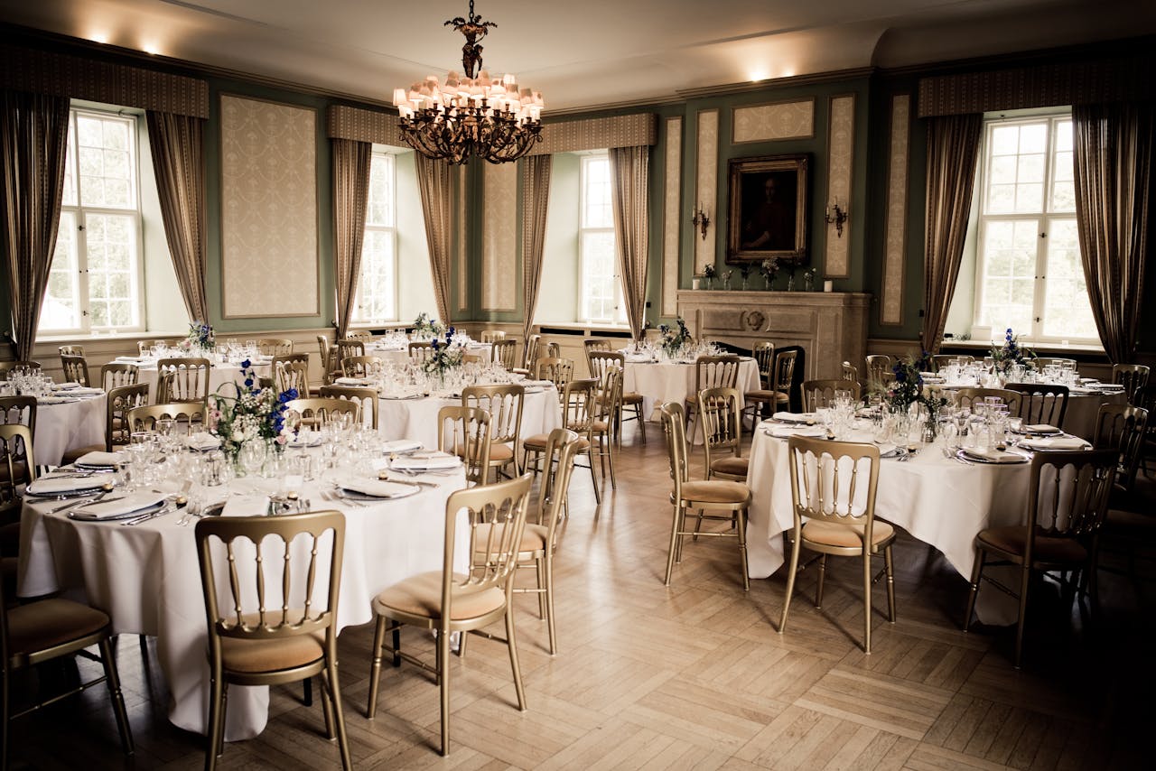 From Gardens to Castles: A Look at Different Types of Wedding Venues ...